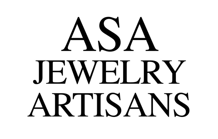 Velvet & Vein: Dark Luxury Jewelry for Unique, Timeless Elegance