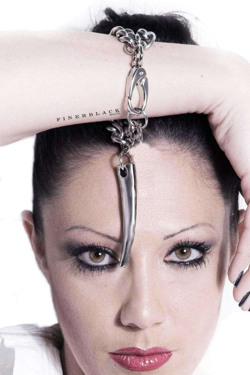 Bracelets – Velvet & Vein