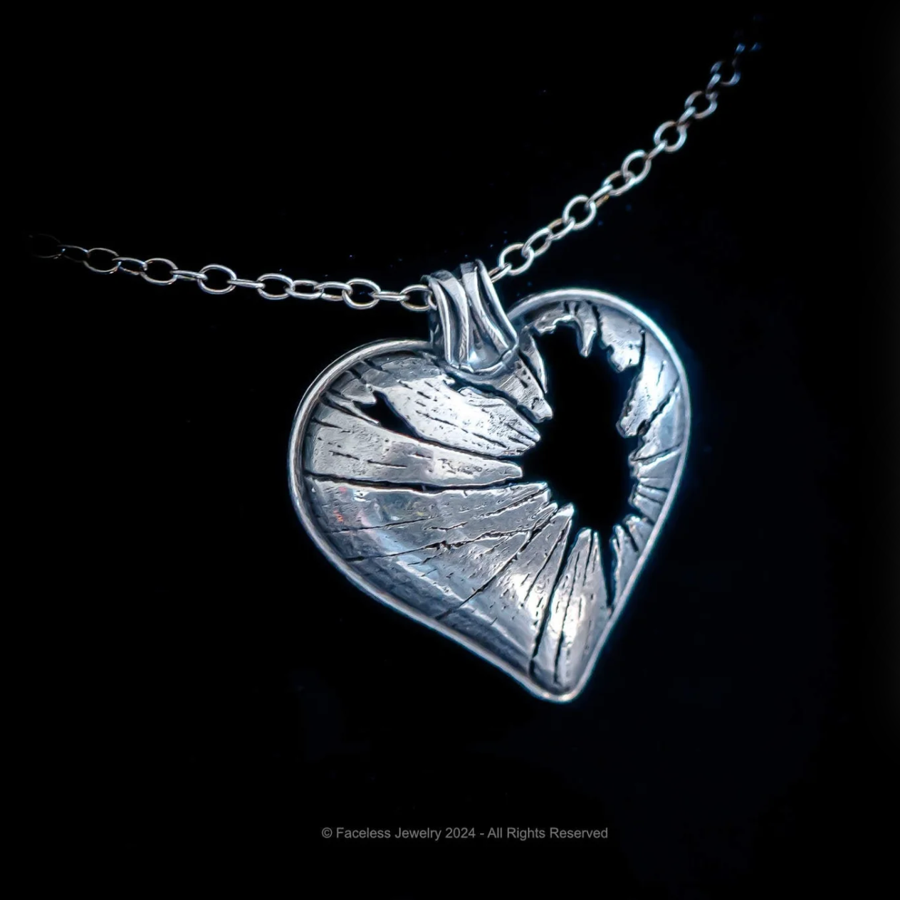 Shatter Heart Rememberance – Velvet & Vein